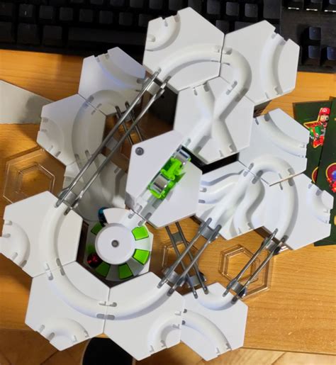 Tried To Build A Small Automated One To Put On My Desk Any Better Ideas R Gravitraxtracks