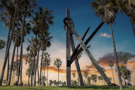 The Declaration Sculpture A Pair Of Massive Tilted Triangles Balanced