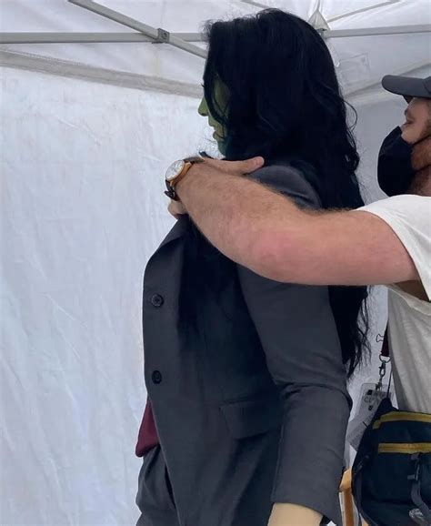 Conheça Malia Arrayah A Atriz Grandona Que Realmente Interpreta A Mulher Hulk