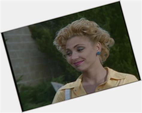 Pictures Of Kim Yates