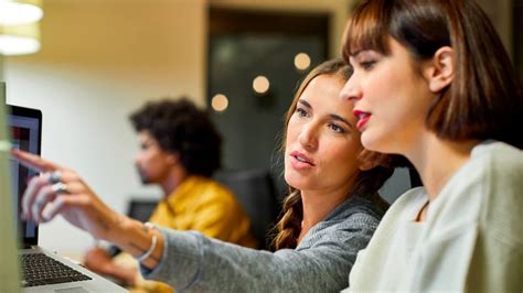 PwC България