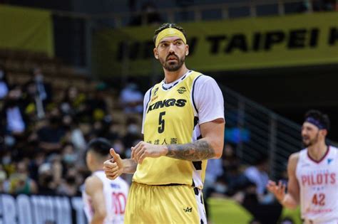 Plg／牧倫斯砍38分17板！國王逆轉富邦 客場驚險奪勝 籃球 運動 Nownews今日新聞