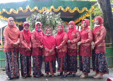 √serunya Budaya “nyinom” Di Desa