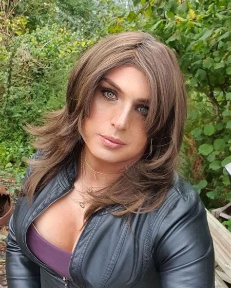 Lois Hâf All About Crossdresser Crossdressers Male To Female
