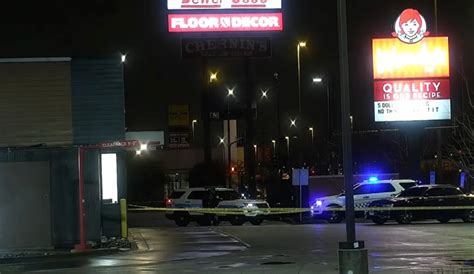Police Looking For ‘customer Who Shot Wendys Drive Thru Employee Crime Online