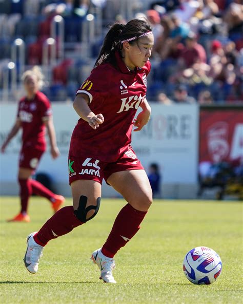 （体育）足球——澳女超：肖裕仪首发登场腾讯新闻