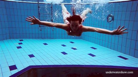 Sexy Swimming Italian Chick Martina Eporner