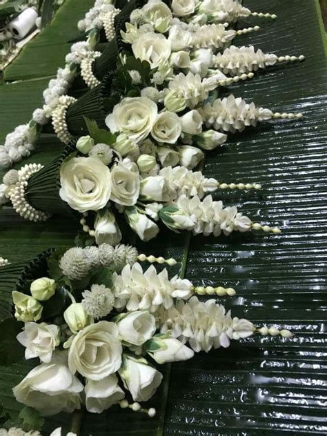 ช่อดอกไม้ จัดดอกไม้ ของตกแต่งงานแต่งงาน การจัดดอกไม้