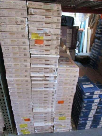 35 Cases Of 9 Each Lifeproof 1003930106 Copperhill Rigid Core
