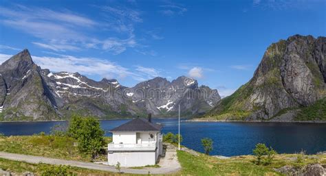 Hamnøy Village In Lofoten Islands Hamnøya Moskenesøya Norway