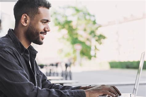 How To Insert Headers And Footers On Your Wordpress Website