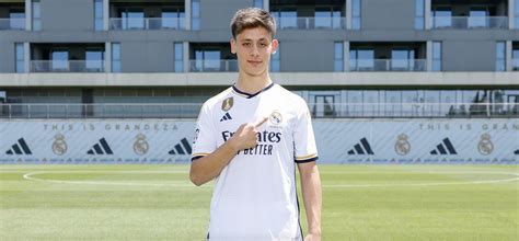 Real Madrid Boss Heaps Praise On Arda Guler Turkish Football