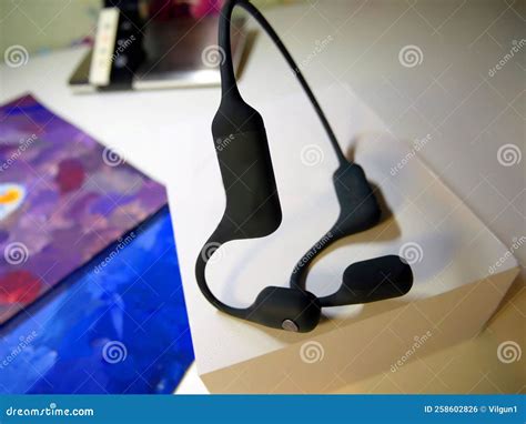 Wireless Headphones With Bone Conduction Wireless Headphones With Bone