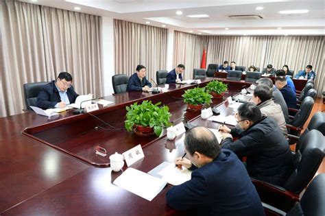 区委领导调研区委政法委工作建设社会安定