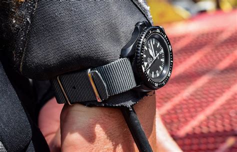 Cwc Sbs Diver Issue Mkii Watch Review Ablogtowatch
