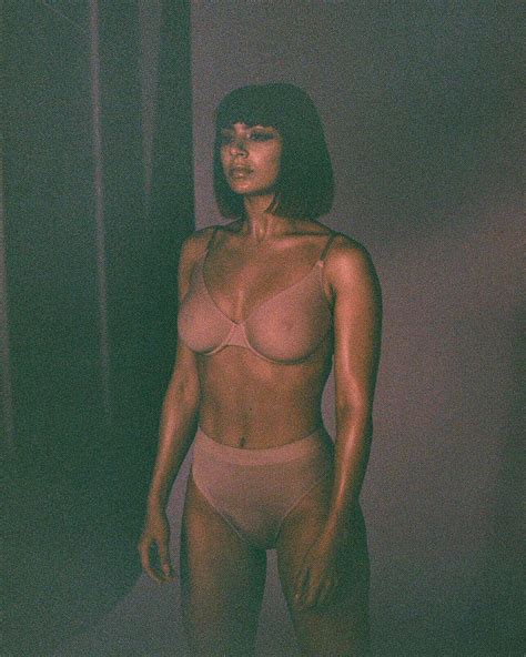 Charli Xcx Nipples 4