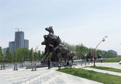 铜雕塑 铜佛像 铜浮雕 雕塑生产厂家 雕像加工 铜像厂家 雕塑设计 雕塑制作 人物雕塑 雕塑厂 雕塑制作厂家 景观雕塑设计 青铜时代雕塑有限公司