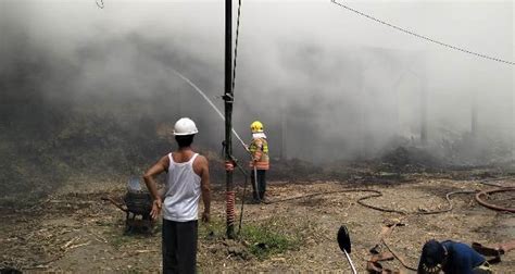 Pabrik Gula Merah Terbakar Pemilik Rugi Rp Juta