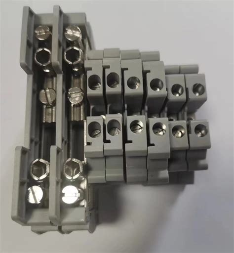 Screw Connect Clamp Wire Distribution Terminal Block On DIN Rail Mount Copper Busbar Through