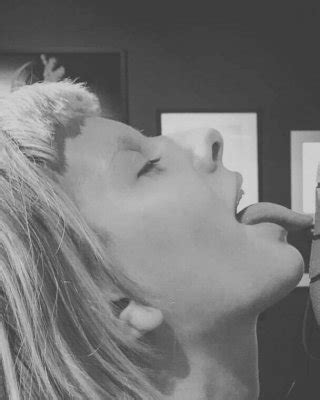 Aurora Aksnes Nude Porn Pictures Xxx Photos Sex Images Pictoa