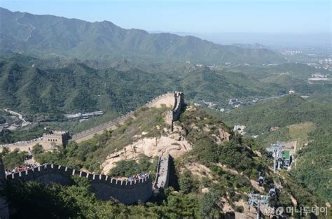 만리장성서 엉덩이 까고 찰칵일본인 남녀 中구금 뒤 결국