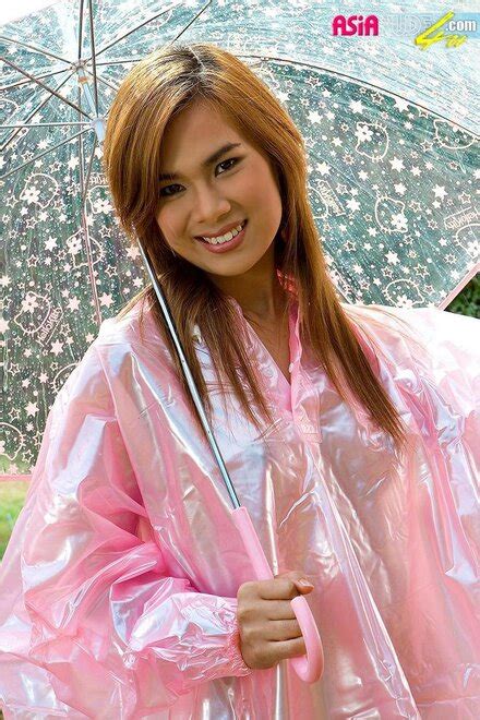 Sexy Asian Teen Jody Wong Naked In The Yard Jody Wong Porn Pic