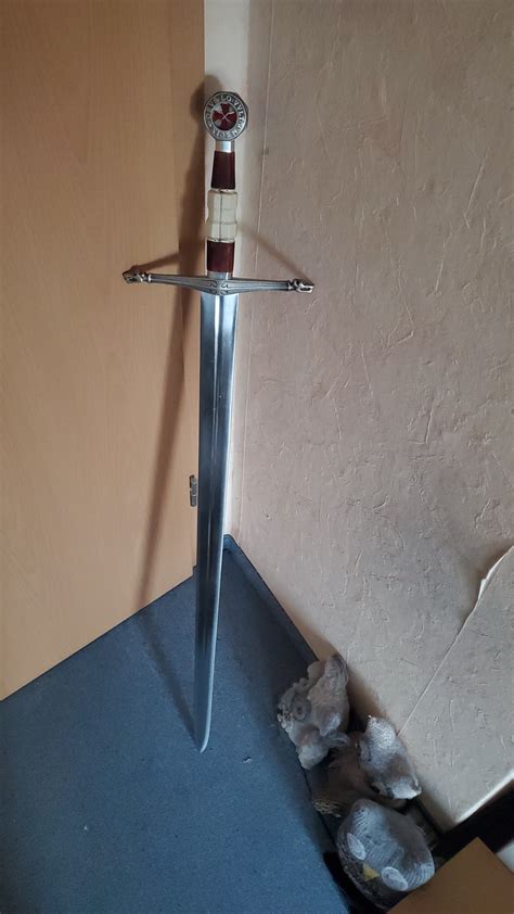 My Sword From The Divine Crusader Looks Different R Oblivion