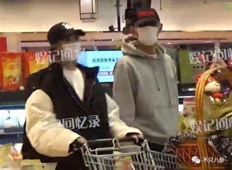 未婚生子还傍富婆？这个 缩头乌龟”他还要当多久啊张继科景甜张蕊