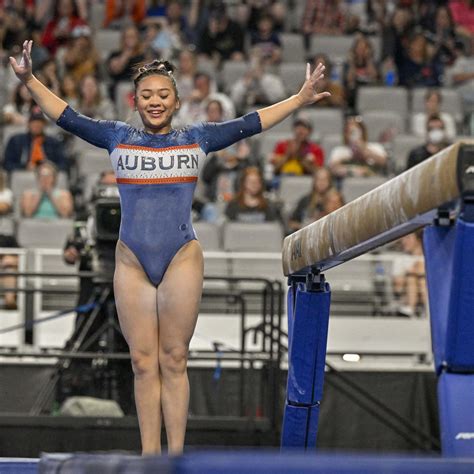Olympic Gymnastics Champion Suni Lee Is Leaving Auburn For A Run At The 2024 Games Wsj