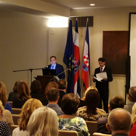 Pavle Jeličić Dr Med Univ Mag Admin Sanit Hrvatski Zavod Za Javno Zdravstvo