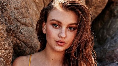 Olivia Browers Bikini Clips Are Pure Goodness Youtube