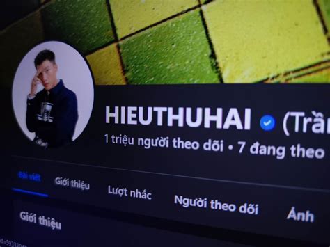 Vì Sao Facebook Twitter Phải Bán Tick Xanh Internet Znews Vn