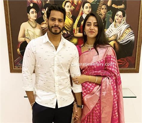 Nikhil Kumaraswamy Wife Revathi Diamond Set Jewellery Designs