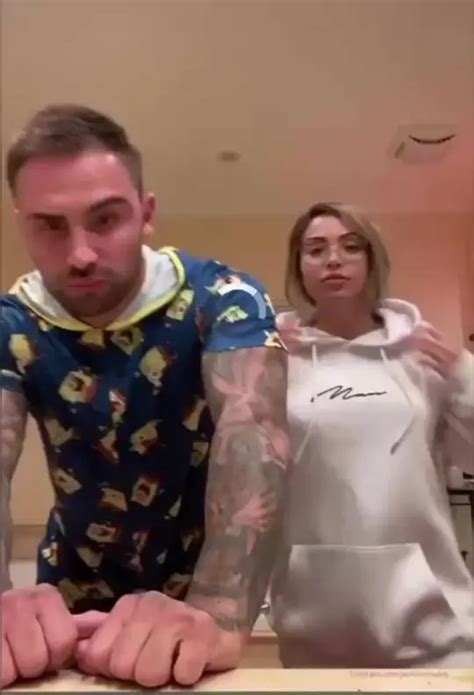 People Doing Some Crazy Shit Scrolller