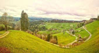 무료 사진 마을 풍경 나무 자연 힐 시골 잔디 하늘 여름