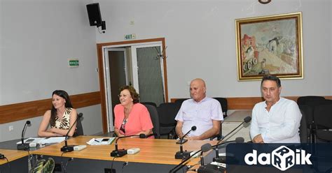 Обществено обсъждане на проектобюджета за 2023 година се проведе в Община Ловеч Darik Bg