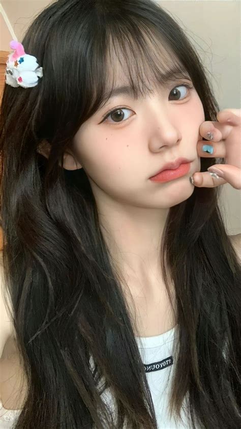 Pin By Nguyễn Đức Pháp On Gái Xinh Medium Length Hair Cuts Natural