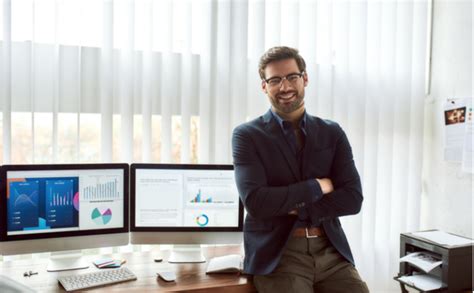 How To Become A Data Analyst Without A Degree Career Guide