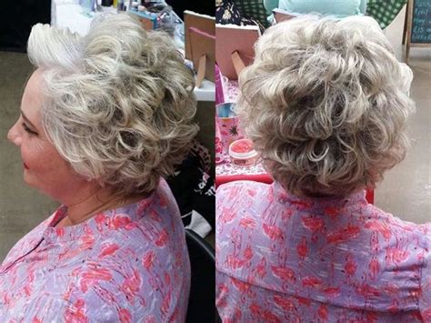Pin By Ann Ryan On White Hair Mom Hairstyles Vintage Hairstyles