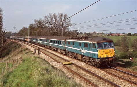 Class 86 Tomcurtisrailgallery