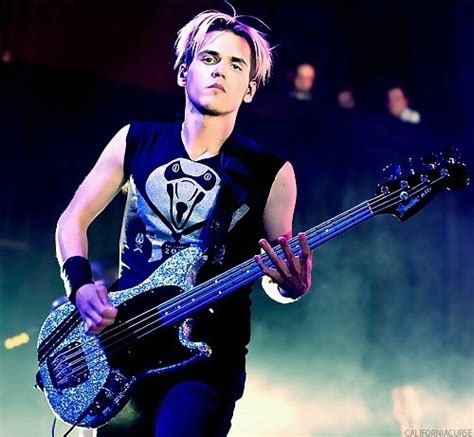 Mikey Way Of My Chemical Romance And His Sparkly Guitar My