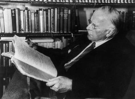 The Difference Between Extraversion And Extroversion Can We Agree On