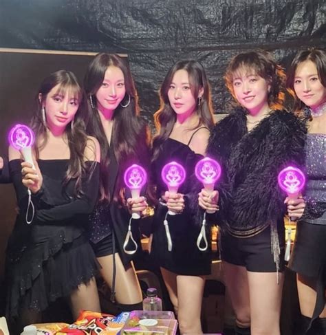 베복 김이지 79년 “심은진 81년 몸 안 좋고 윤은혜 84년 발목 아팠는데 ” 완전체 무대 소감