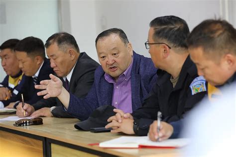 Өвөлжилтийн бэлтгэл хангах хүрээнд Таван толгой түлш ХХК Баруун үйлдвэр дээр ажиллаж байна