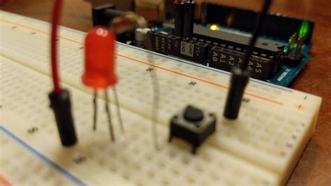 Arduino 學習筆記 電燈開關 LED燈x 電阻x 按鈕x