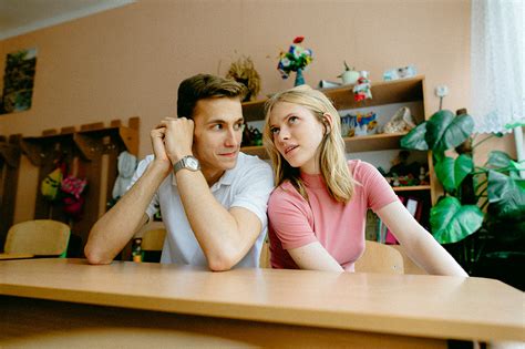 Секс Інста і ЗНО Секс заради сексу в новому серіалі про українських школярів Bird In Flight