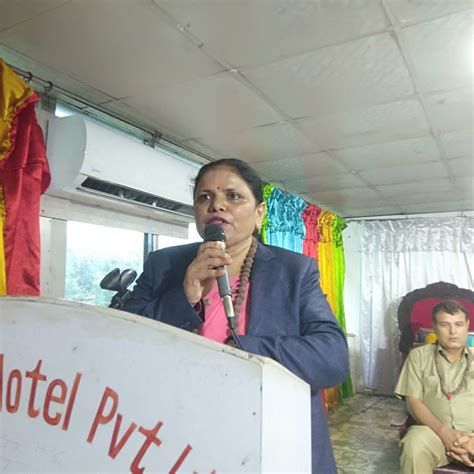 इटहरीका सात वटा सहकारीको कार्यकुशलता कार्यशाला सहकारी हिरा र हलुङ्गेजस्तै भएको निृष्कर्ष