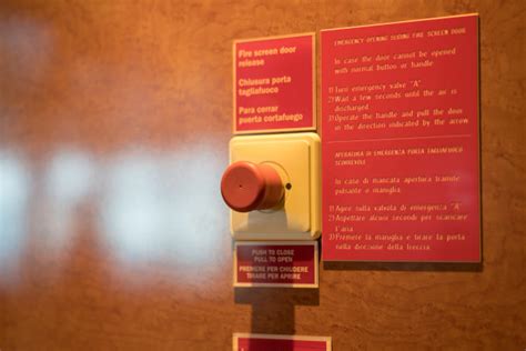 设备安全标签图片素材 设备安全标签设计素材 设备安全标签摄影作品 设备安全标签源文件下载 设备安全标签图片素材下载 设备安全标签背景素材 设备安全标签模板下载 搜索中心