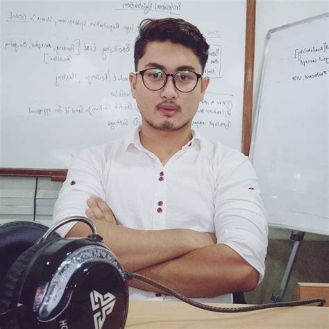 ravi maharjan medium
