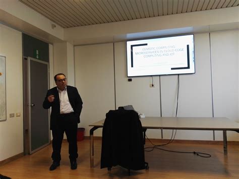 Osmotic Computing Microservices In Cloud Edge Computing And Iot Icar Cnr